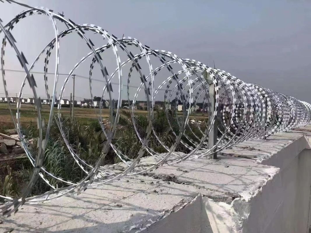 Concertina Razor Wire Cross Type Barbed Tape Perimeter Barriers